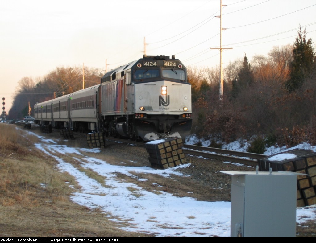 NJT 4124